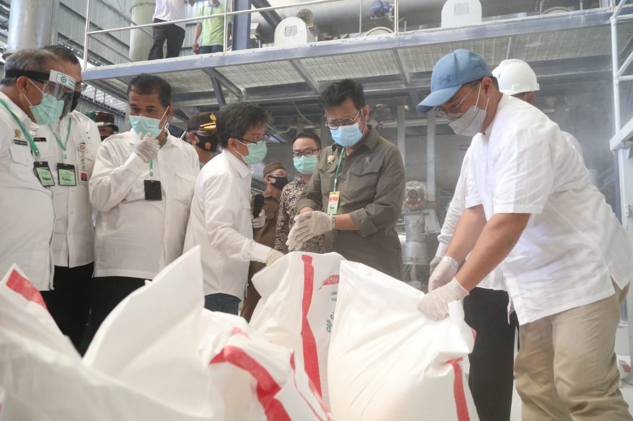 Perkuat Ketahanan Pangan, Mentan Genjot Industri Tepung Tapioka dan ...