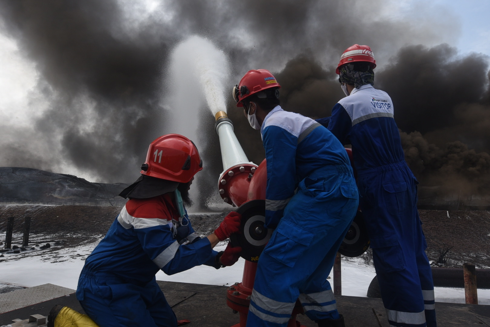 Fire Figting Intensif, Pertamina Berhasil Padamkan Seluruh Titik Api