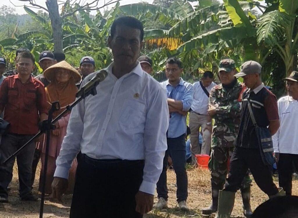 Bantu Petani, Mentan Amran Gencarkan Pompanisasi untuk Meningkatkan Produksi Ditengah El Nino ...