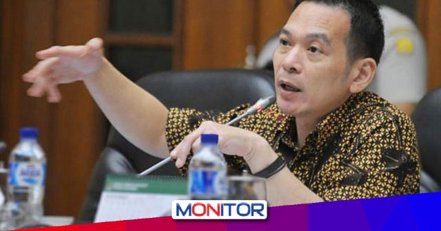 Pemerintah Larang Jual Roko Ketengan, Daniel Johan: Jangan Susahkan ...