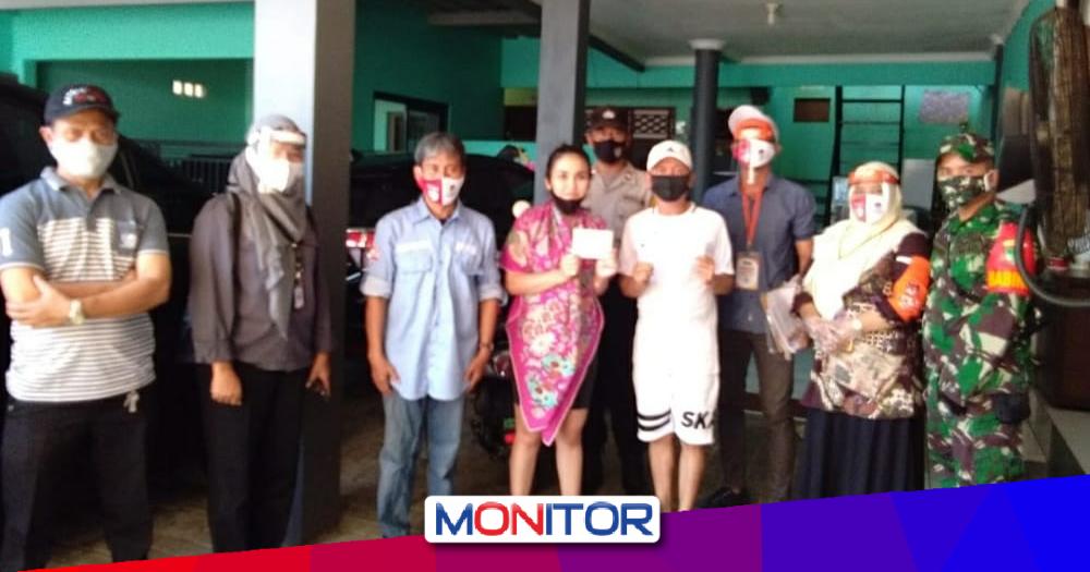 KPU Depok Lakukan Coklit di Rumah Ayu Ting Ting - MONITOR